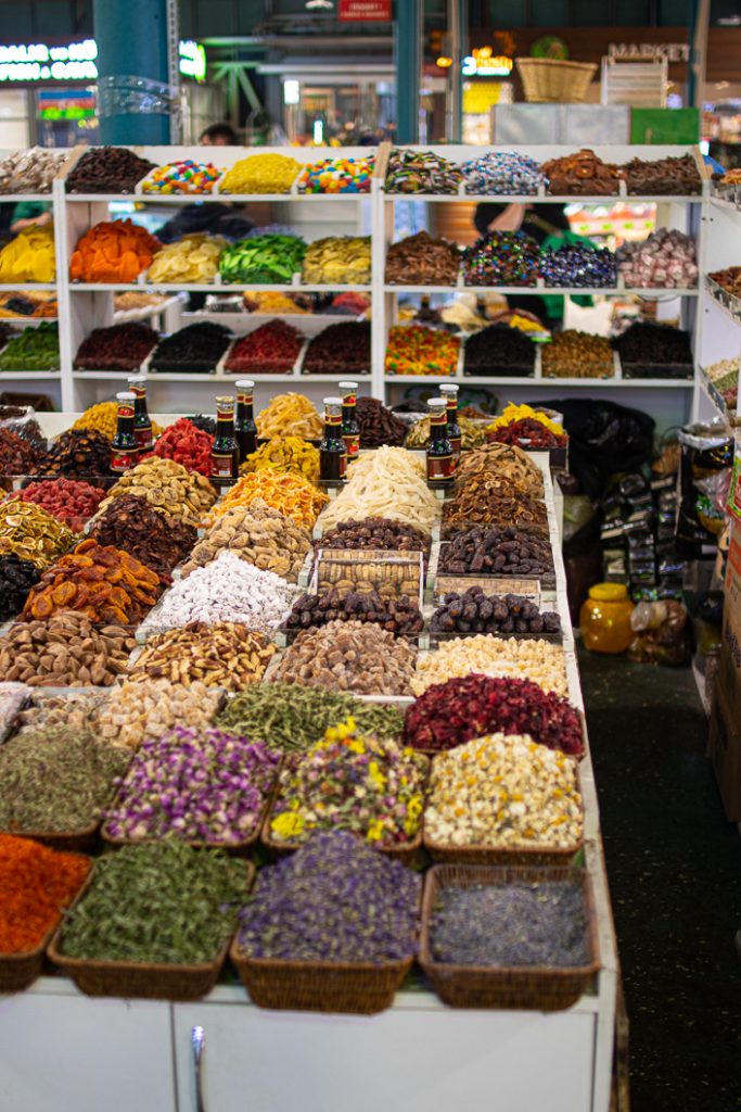 Aserbaidschan – auf dem großen Markt in Baku - Dinner um Acht