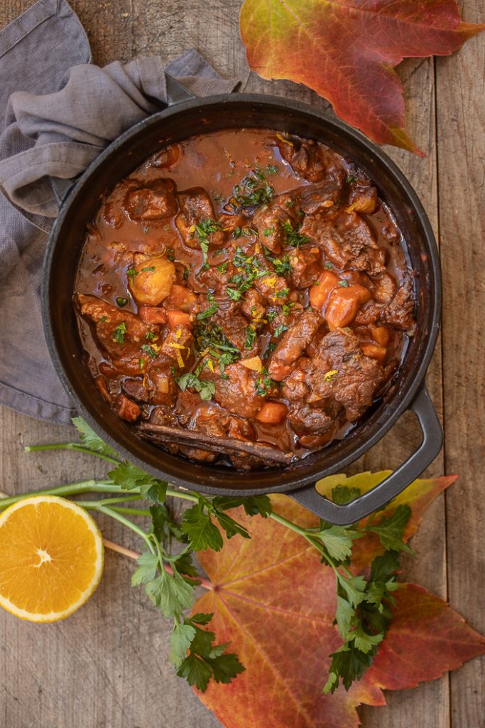 Geschmortes Rindfleisch mit Maroni, Orangen und Zimt - Dinner um Acht